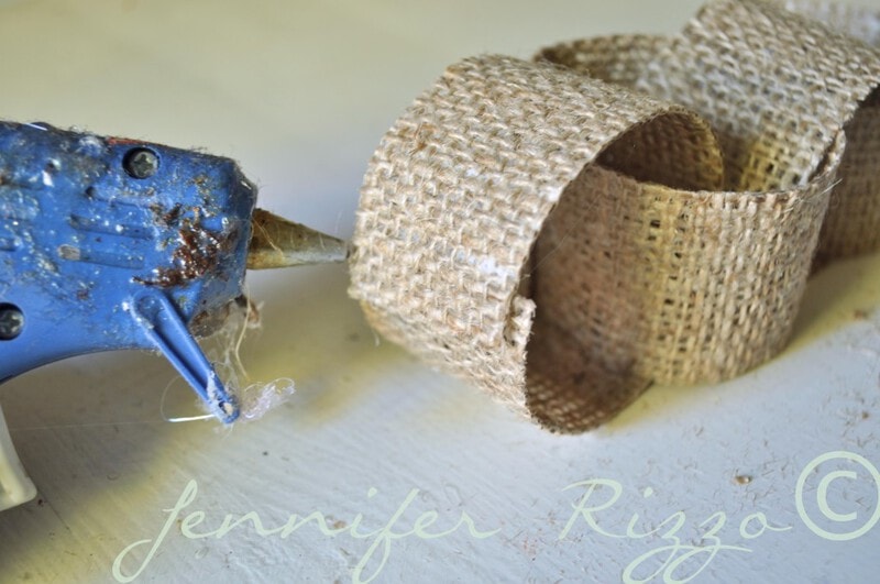 How to Make a Cute Burlap Fabric Chain - Jennifer Rizzo