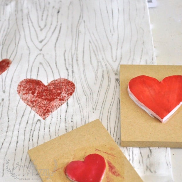 Quick and easy heart-shaped stamp - Jennifer Rizzo