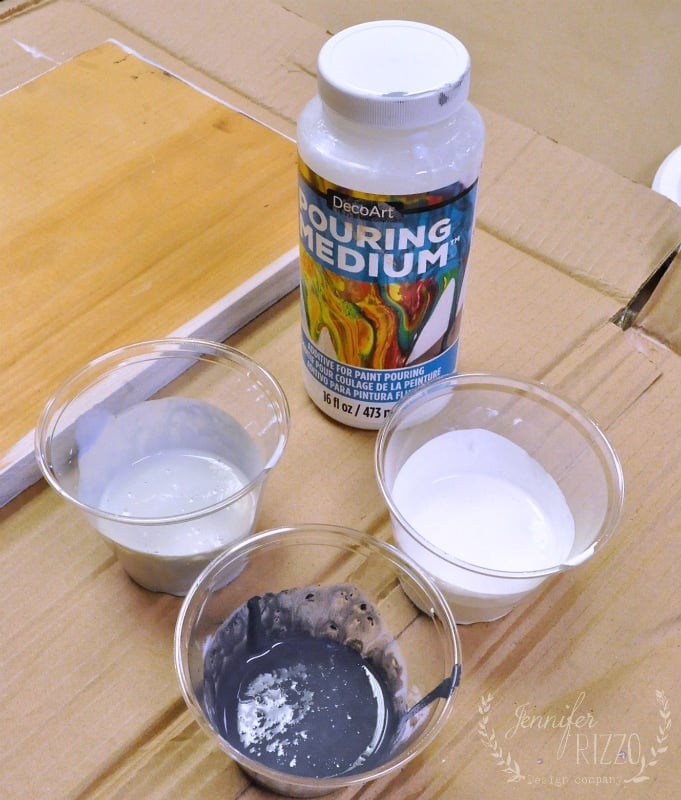 Faux Marble Table Made with Paint Pouring - Jennifer Rizzo