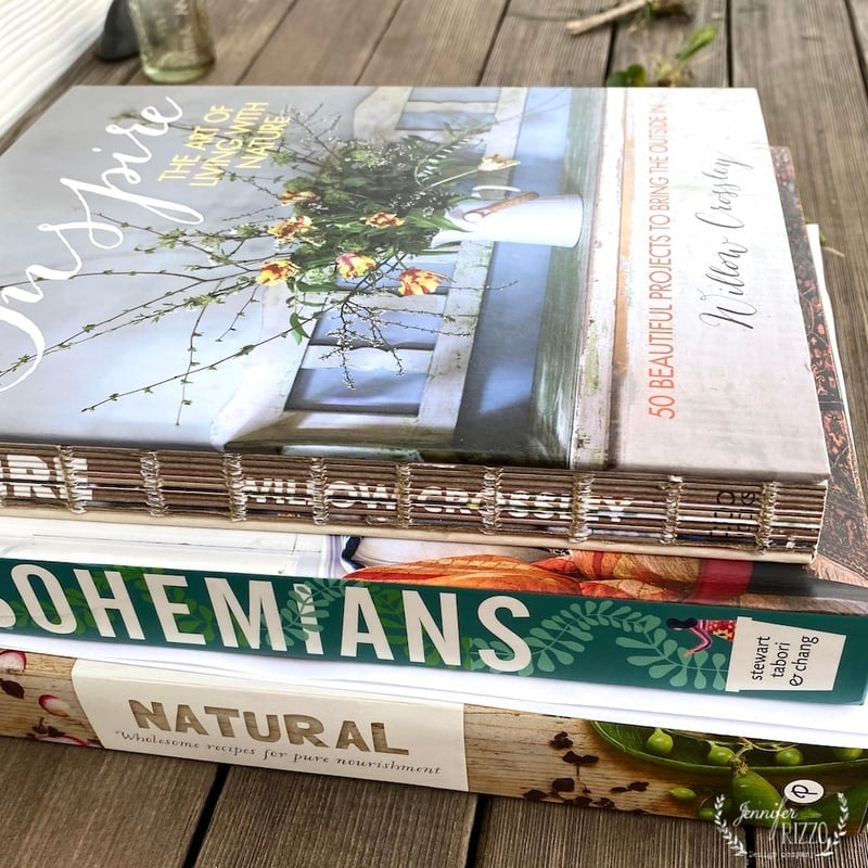 How to Press Flowers with Books - Jennifer Rizzo