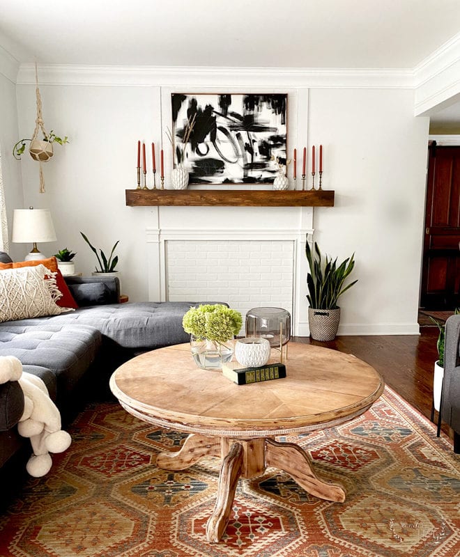 Fast and Easy Crown Molding and a Living Room Makeover - Jennifer Rizzo