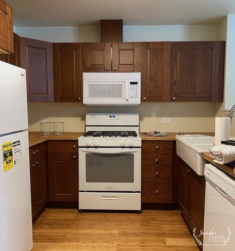 LYN Town House Cozy Kitchen and Dining Area Design - Jennifer Rizzo